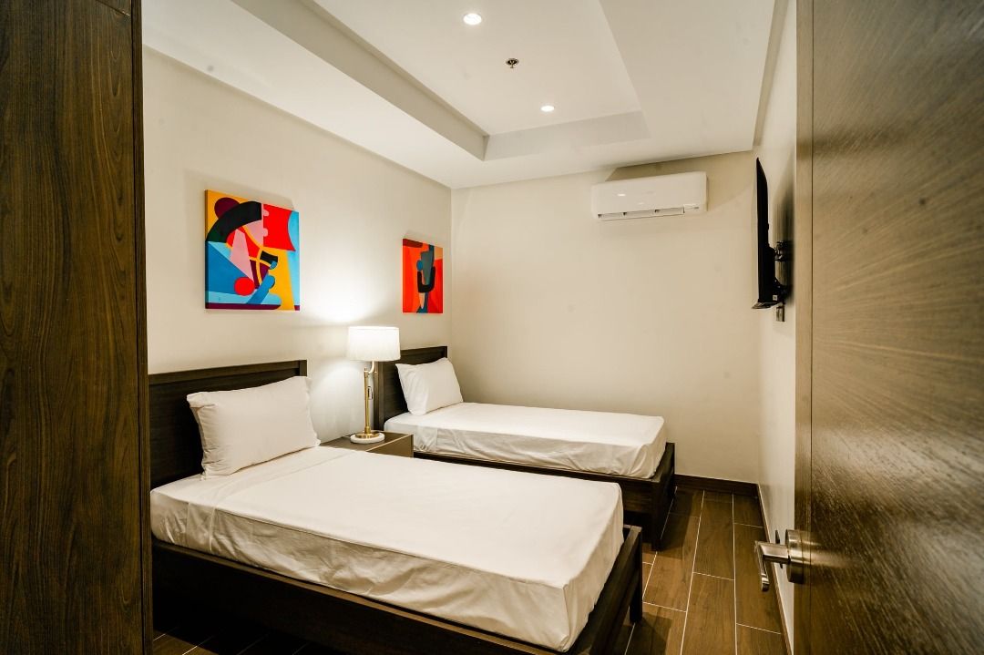 Amarah and Aiome Residences with 2Br and Parking FOR LEASE in Tomas ...
