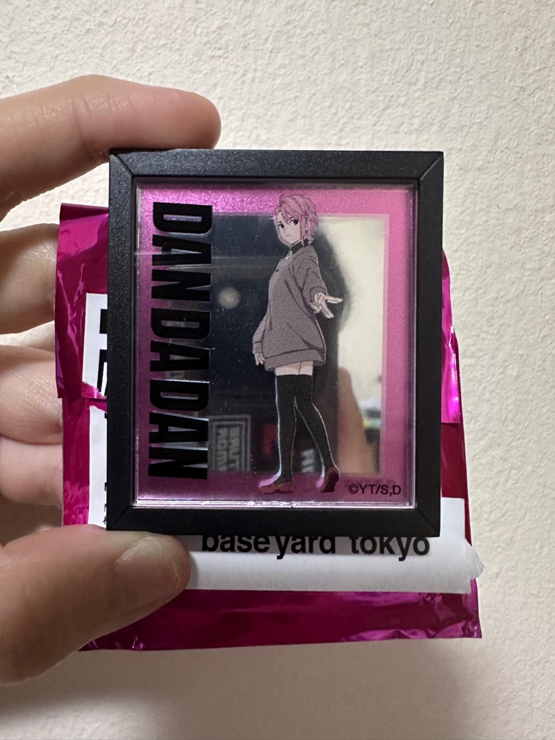 Dandadan Aira Shiratori Magnetic Mirror Frame, Hobbies & Toys, Toys ...