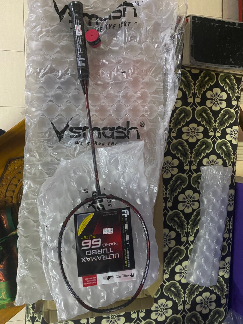 Felet Aero Carbon [Free String & Grip], Sports Equipment, Sports ...