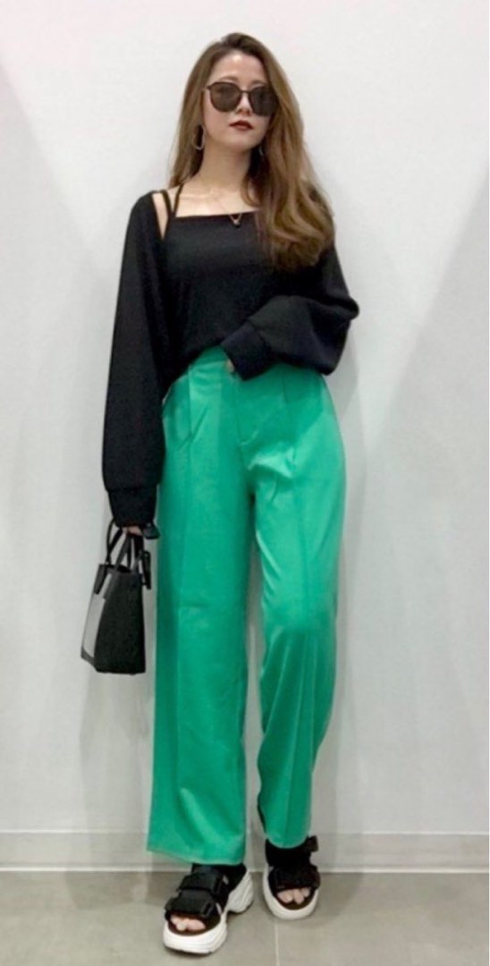 GU pants, Women's Fashion, Bottoms, Other Bottoms on Carousell