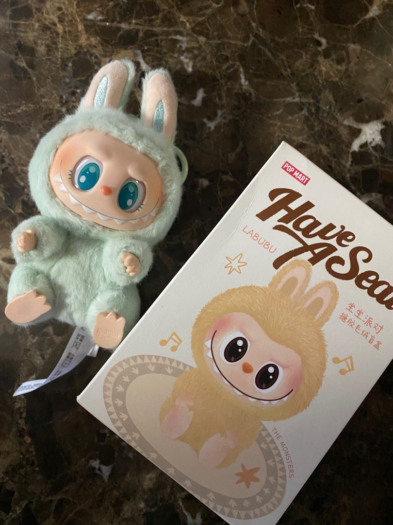 Labubu Have A Seat V2 Ququ, Toys & Collectibles, Mainan di Carousell