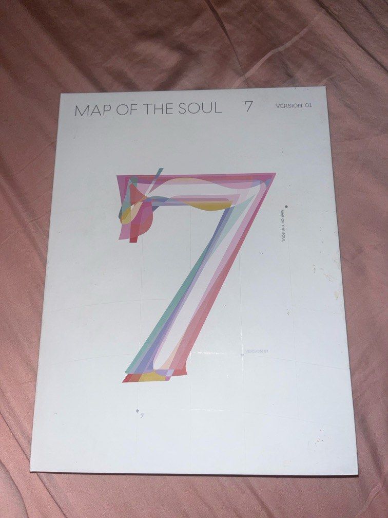 Map of the soul 7 - version 1 COMES WITH FREEBIES, Hobbies & Toys ...