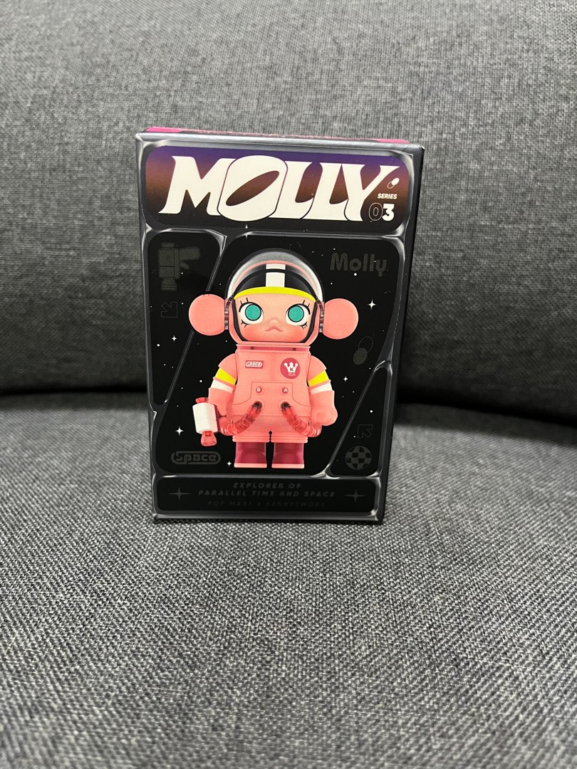 Molly series 1 100%- sealed, Hobbies & Toys, Memorabilia & Collectibles ...