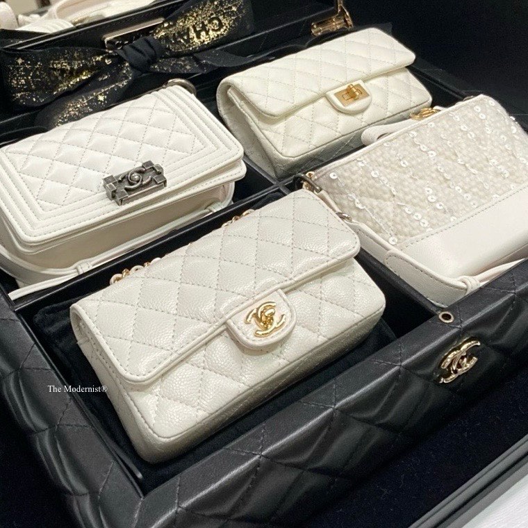 Pre-owned Chanel Success Story Set of 4 White Micro Mini Bags with ...
