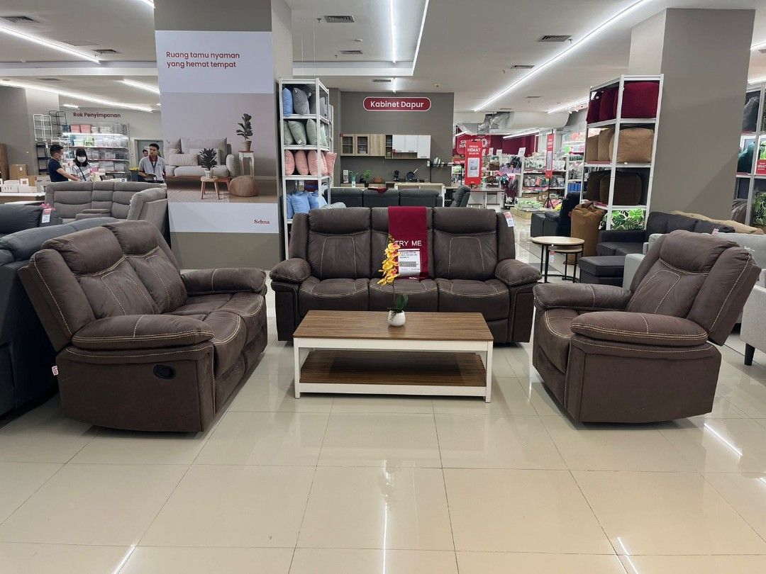 Sofa set recliner winchester lagi promo, Perabotan Rumah di Carousell