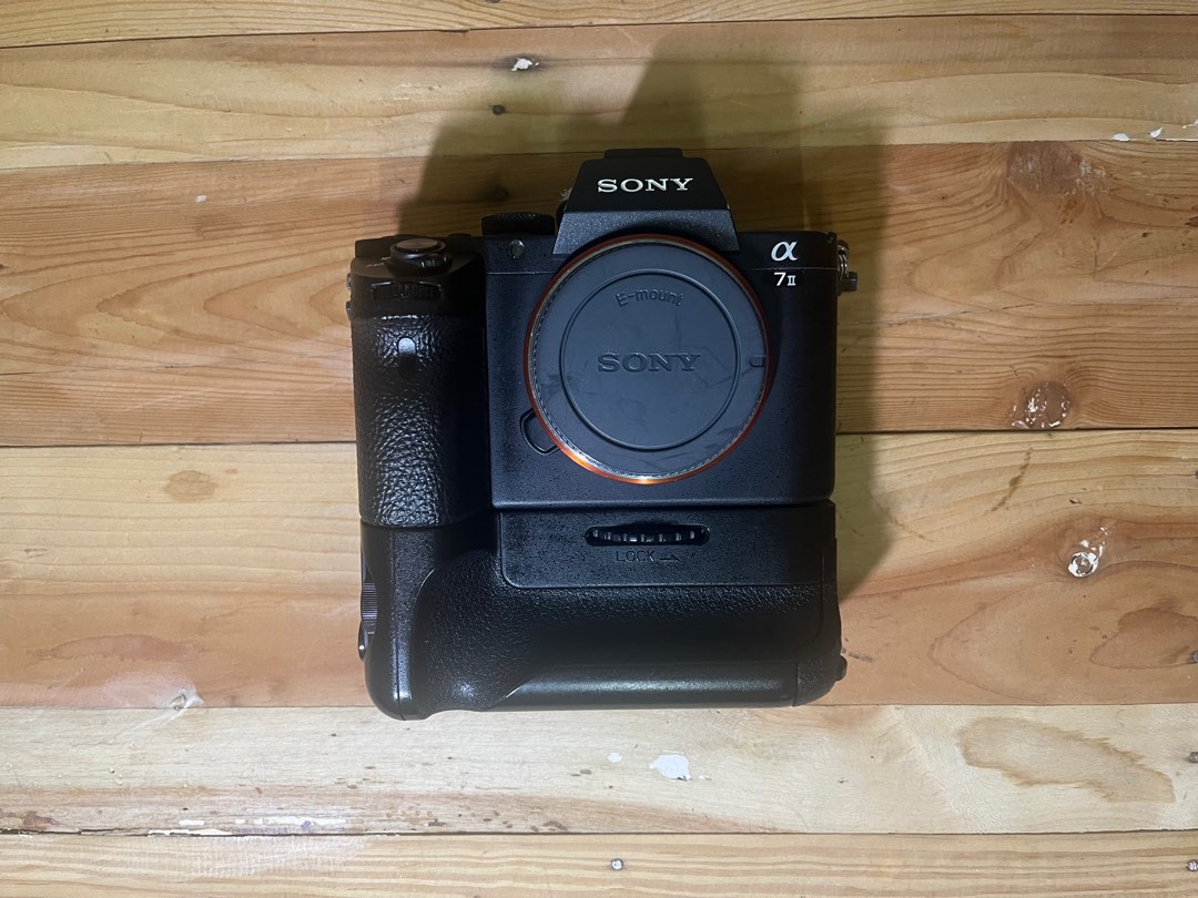 Sony a7ii with Battery Grip, Photography, Cameras on Carousell