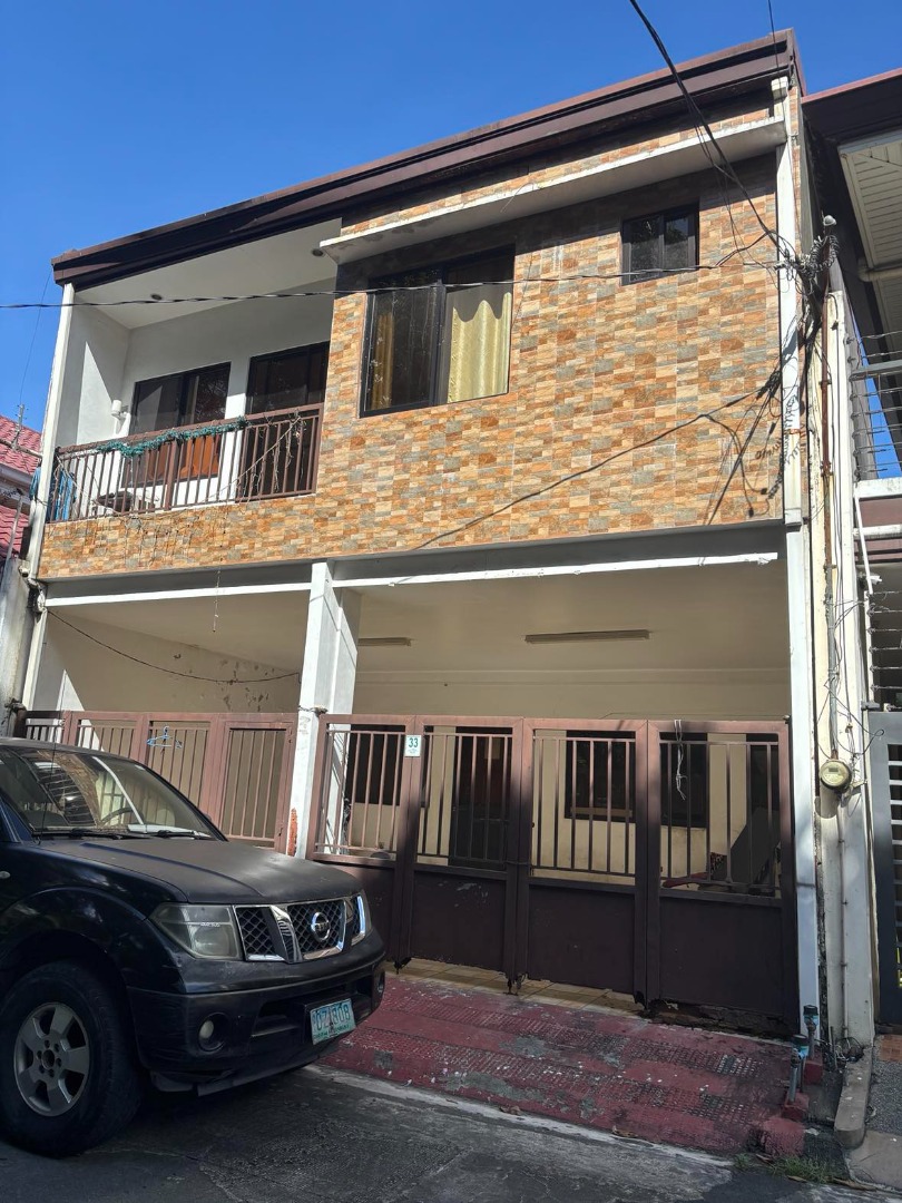 Two-Storey Foreclosed House & Lot for SALE in Greenwoods Exec Village ...