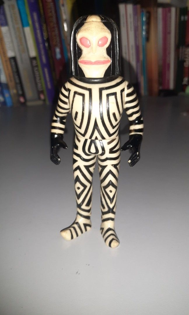 Ultra Monster Series 1992 - Kaiju Dada Seijin 6.5 Inch from Ultraman ...
