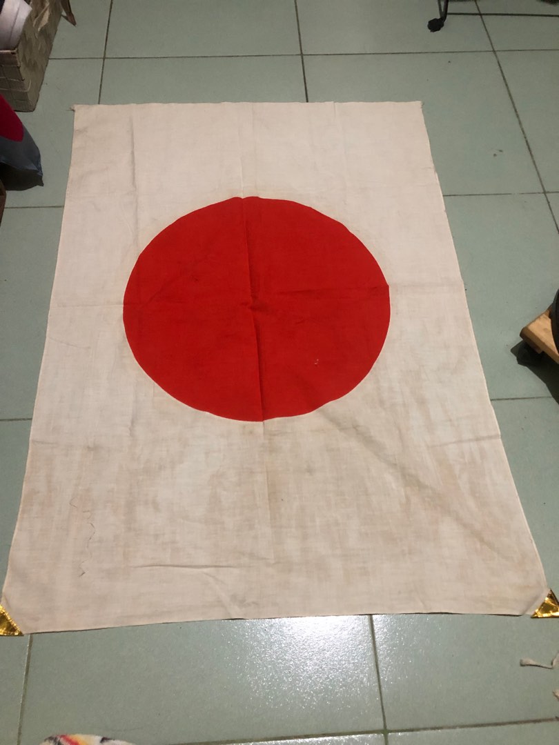 Very old large Japanese flag, Hobbies & Toys, Memorabilia ...