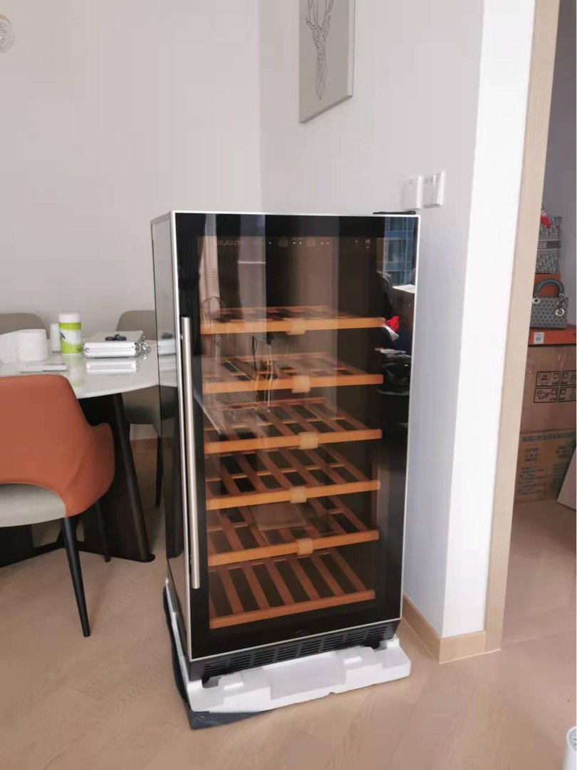 VIVANT V70MCB 70瓶 單溫區酒櫃, 家庭電器, 廚房電器, 酒窖及存倉 - Carousell