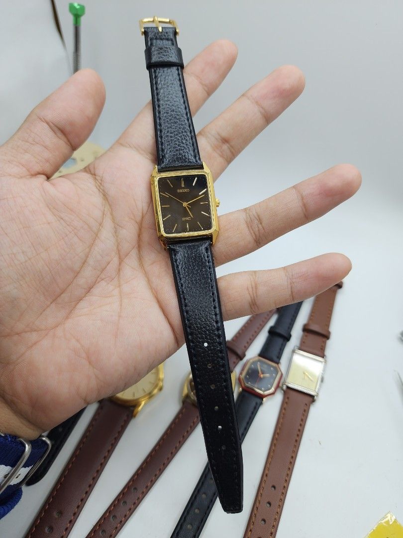 Vtg Seiko Tank Men Saiz Black Dial Japan 90s, Men's Fashion, Watches ...