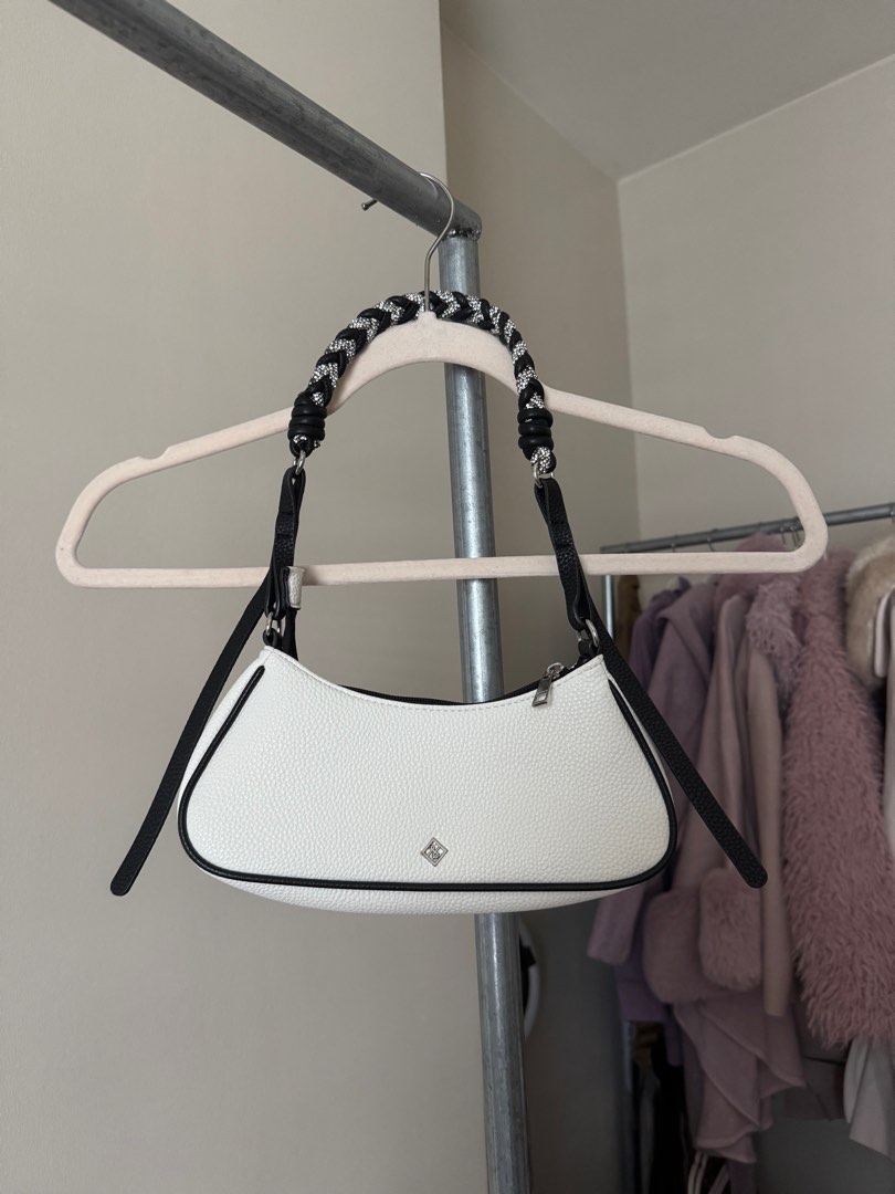 Call in spring kili kili bag, Women's Fashion, Bags & Wallets, Shoulder ...