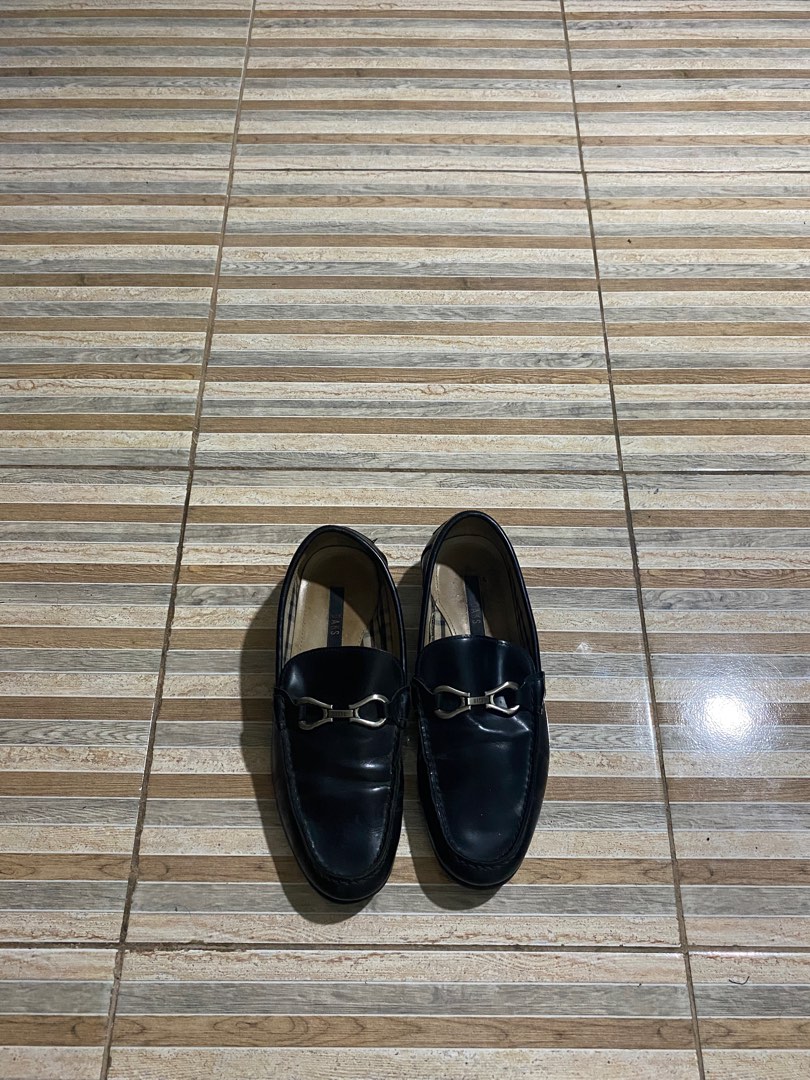 Daks, Men's Fashion, Footwear, Casual Shoes on Carousell
