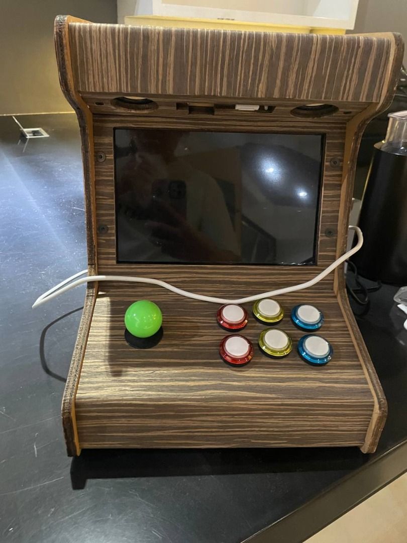 Desktop-sized Mini Arcade, Hobbies & Toys, Toys & Games on Carousell