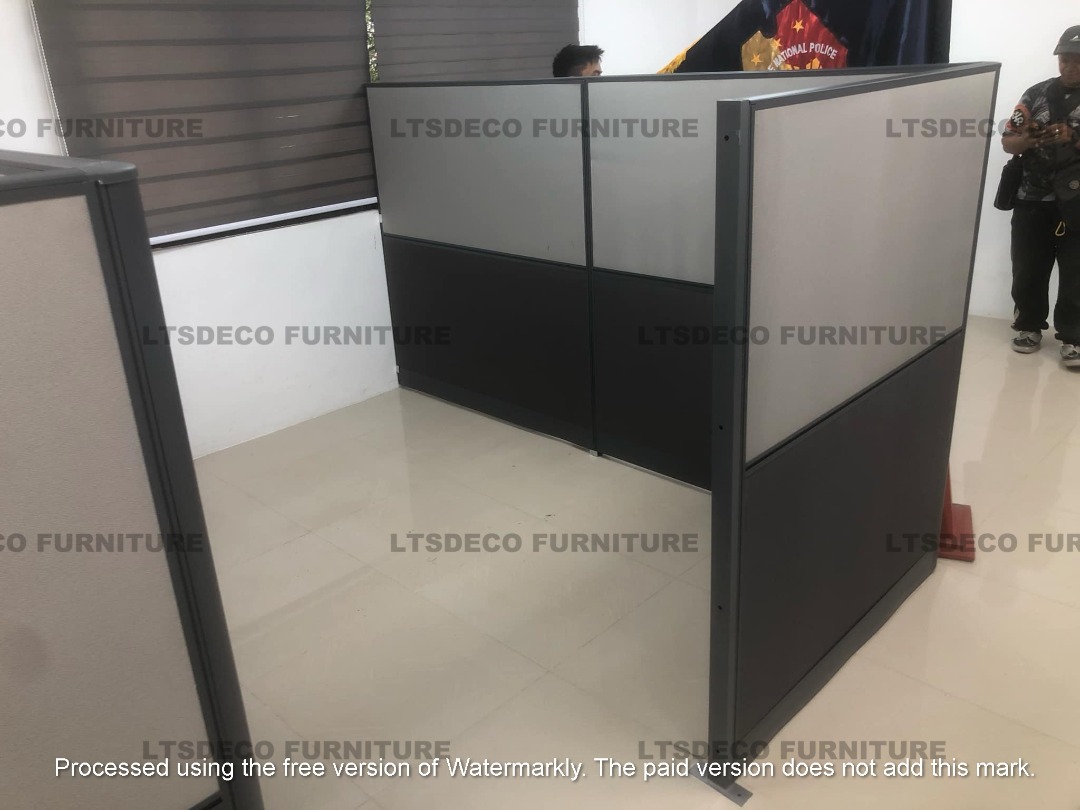 High Panel Workstation Cubicle \ Office Partition \ Office Furniture ...