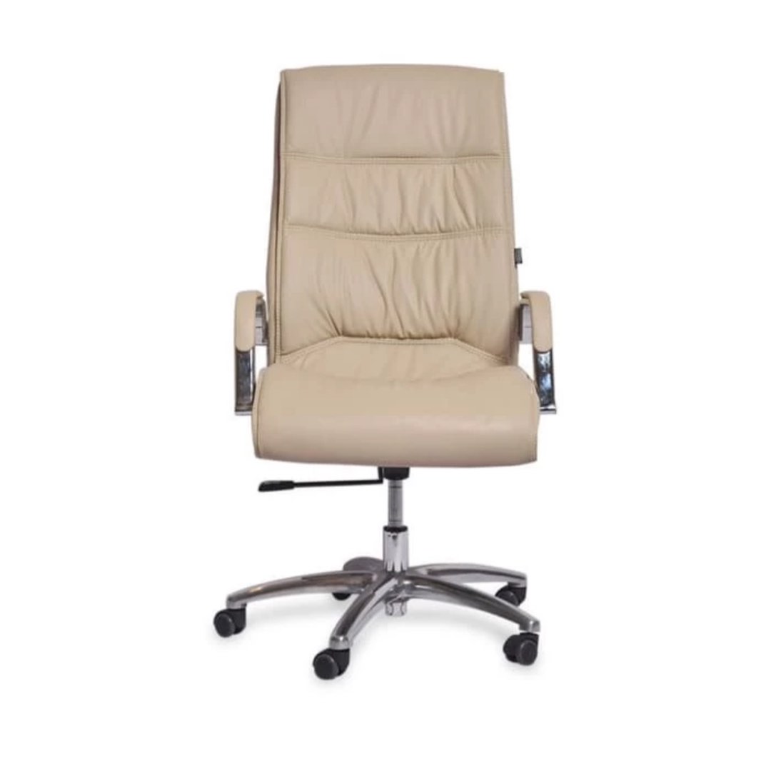 Informa Managerial Chair High Back, Perabotan Rumah di Carousell