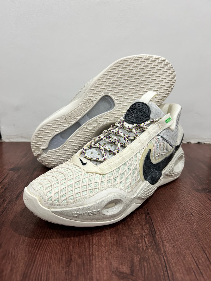 Nike cosmic unity 1 (sz 13), Men's Fashion, Footwear, Sneakers on Carousell