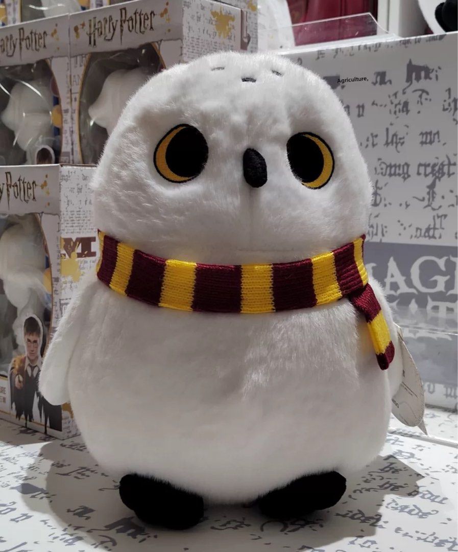 Preorder medium size hedwig miniso x harry potter, Hobbies & Toys ...