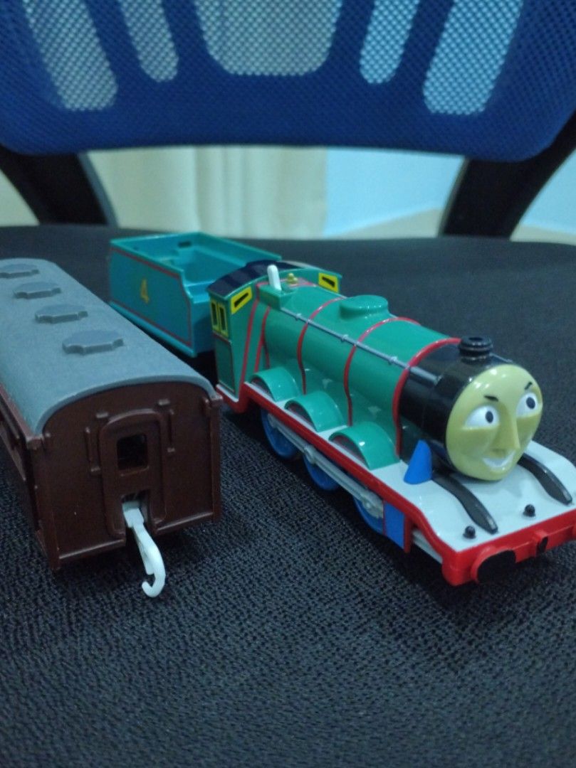 Tomy Plarail Thomas and Friends Gordon, Hobbies & Toys, Toys & Games on ...