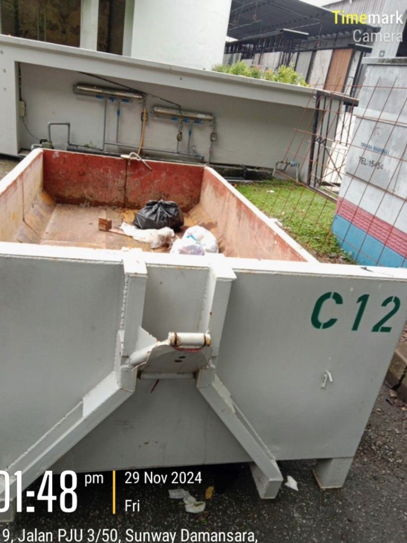 Waste Disposal- RORO Bin, Furniture & Home Living, Cleaning & Homecare ...