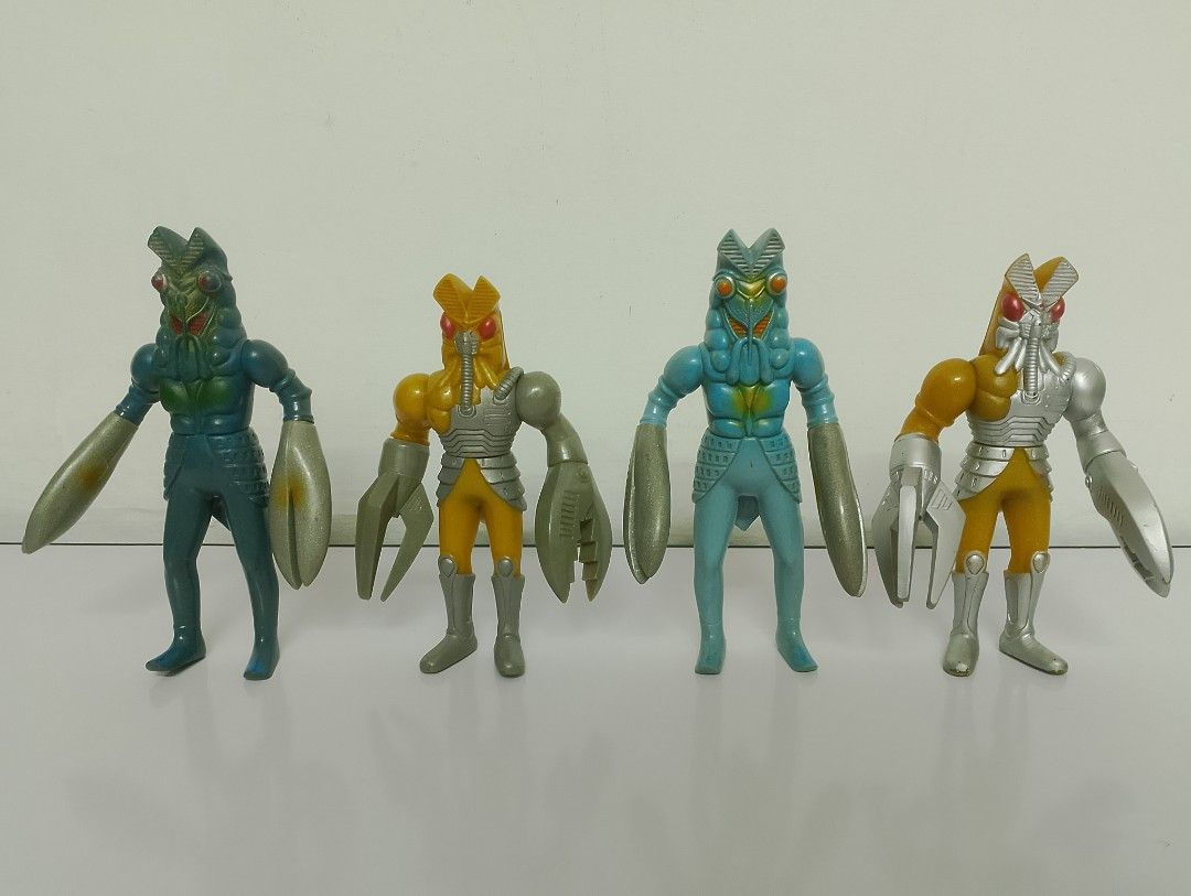 Alien Baltan Monster Kaiju Ultraman Vinyl figure, Hobbies & Toys, Toys ...