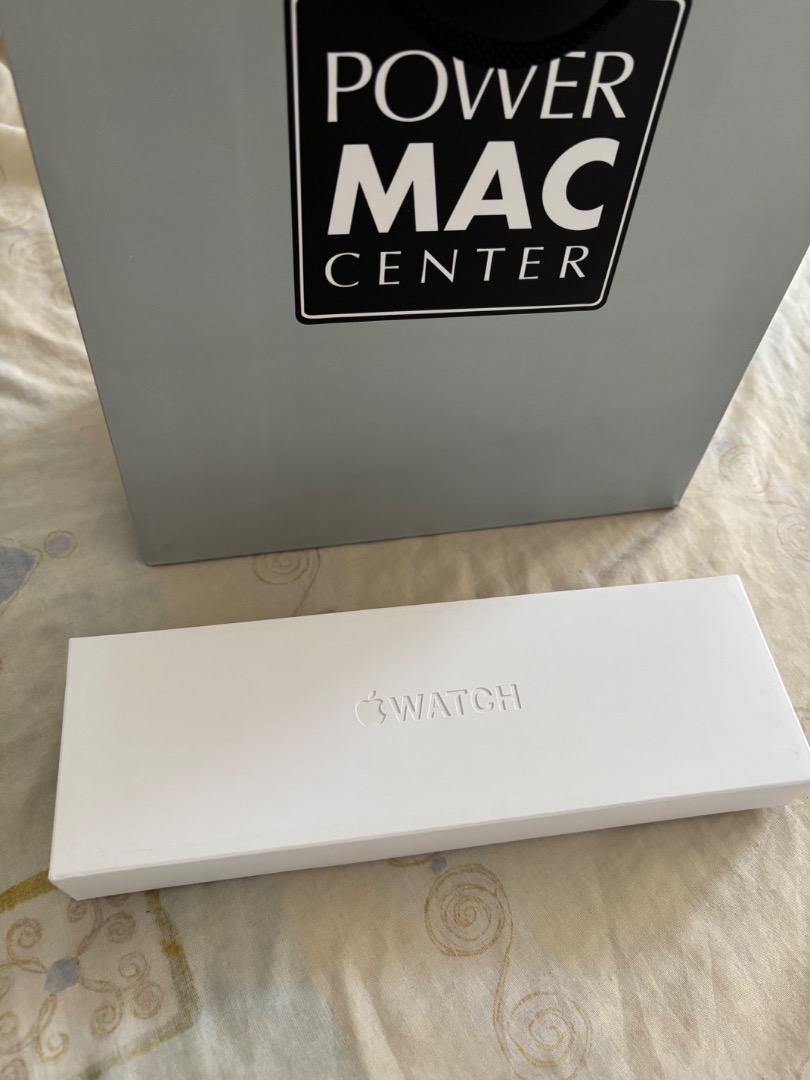 Apple watch series 10 Silver, Mobile Phones & Gadgets, Other Gadgets on ...