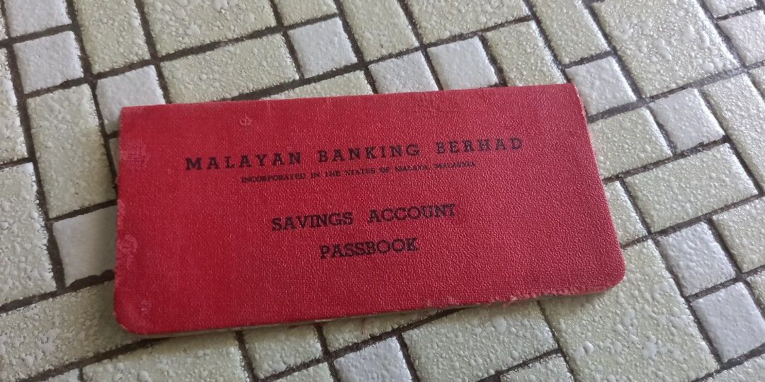 Buku Simpanan Wang Malayan Banking Berhad, Hobbies & Toys, Collectibles ...