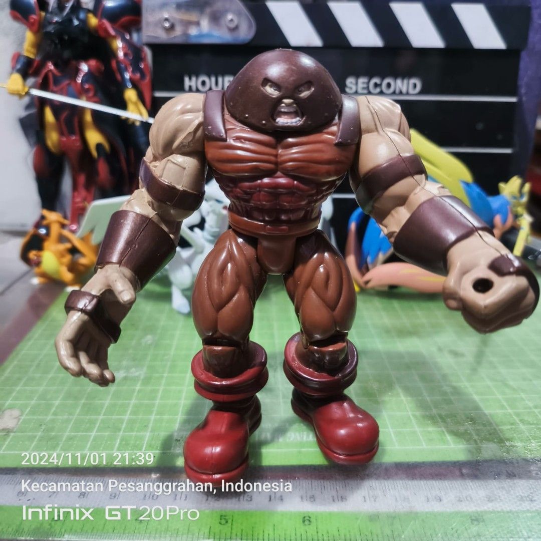 Figure X-Men Vs Street Fighter Juggernaut Vs Chun-Li 1998 Toy Biz, Barang Yang Dicari di Carousell