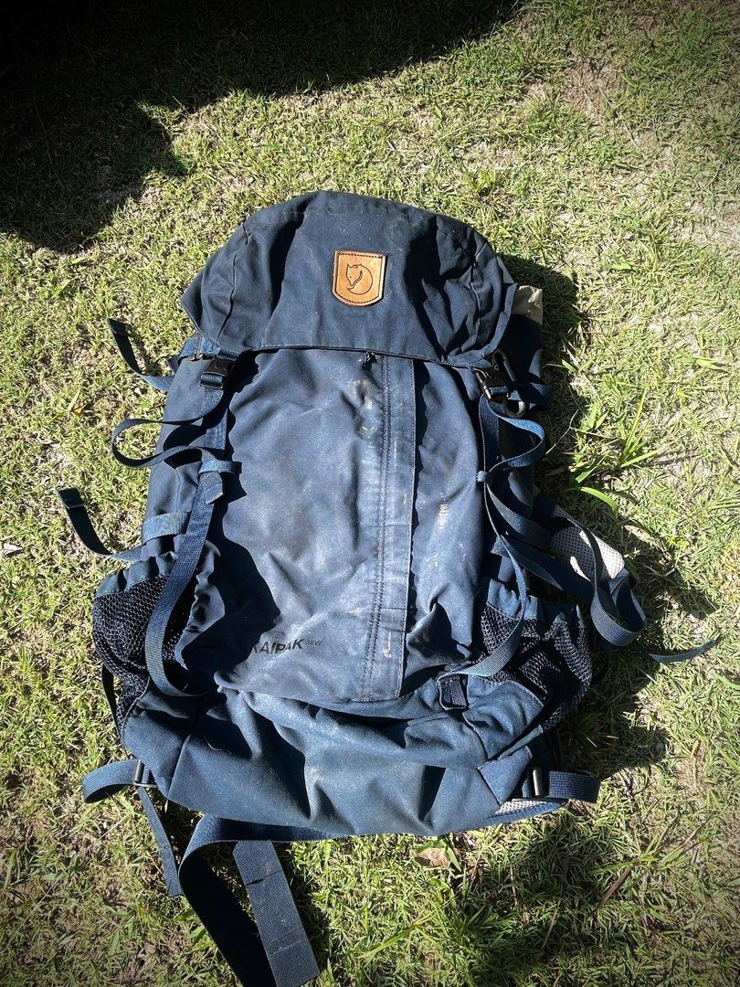 Fjallraven Kaipak 38w & Fjalraven Keb Trousers, Men's Fashion ...