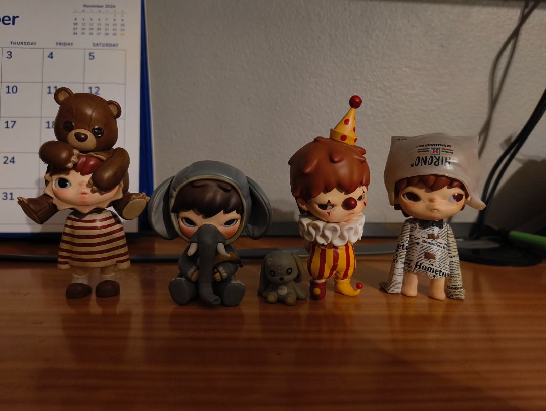 Hirono set (pop mart) Panda, Sad clown, Numb, Protector, Ragpicker ...