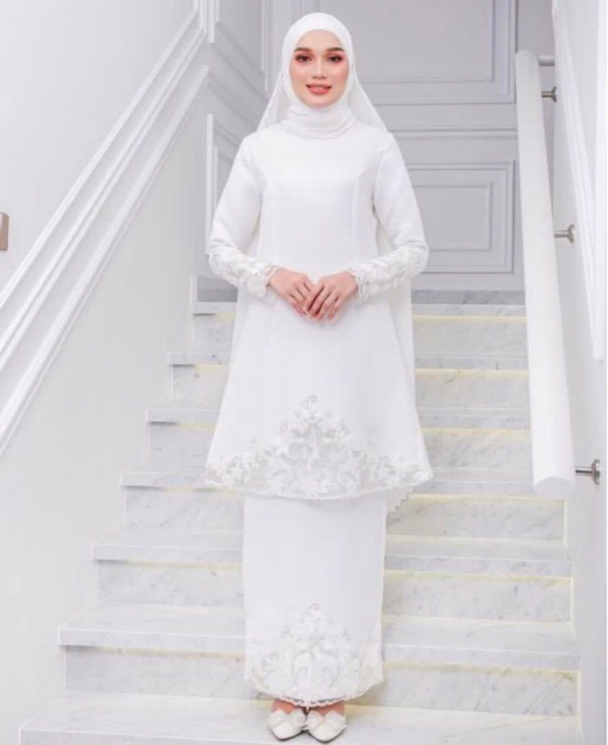 INESSA KURUNG BRIDE SERIES OFF WHITE, Women's Fashion, Muslimah Fashion ...