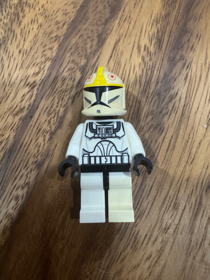 LEGO Star Wars Clone Pilot Minifigure Clone Trooper 7958, Hobbies ...