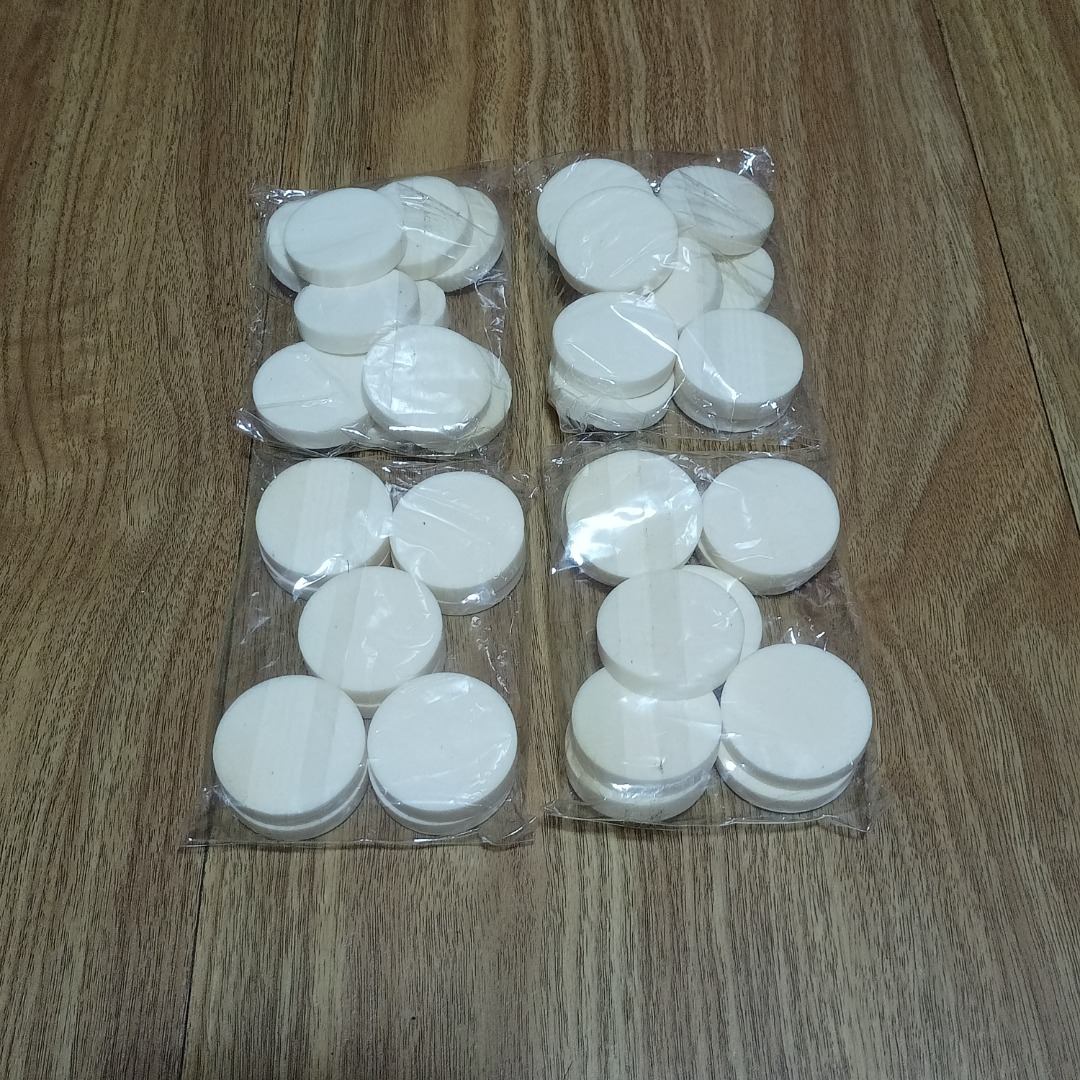 MINI MAKE UP SPONGE, Beauty & Personal Care, Face, Makeup on Carousell