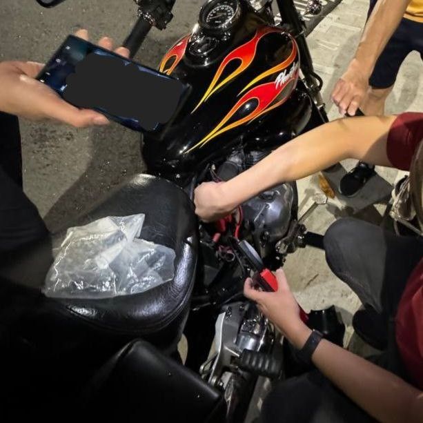 Motorcycle Tyre worm plug+ air pump, Battery jump Start (no battery ...