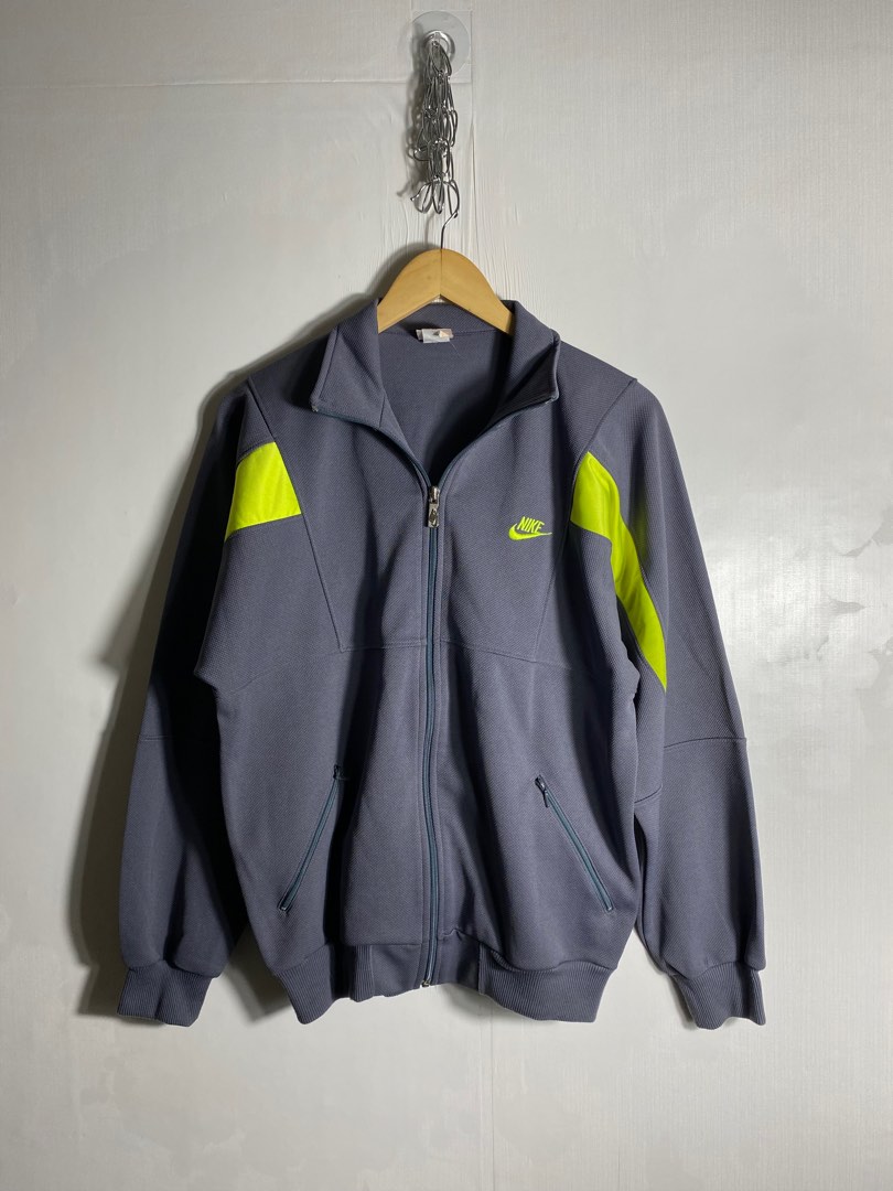 NIKE VINTAGE TRACK JACKET, Men's Fashion, Coats, Jackets and Outerwear ...
