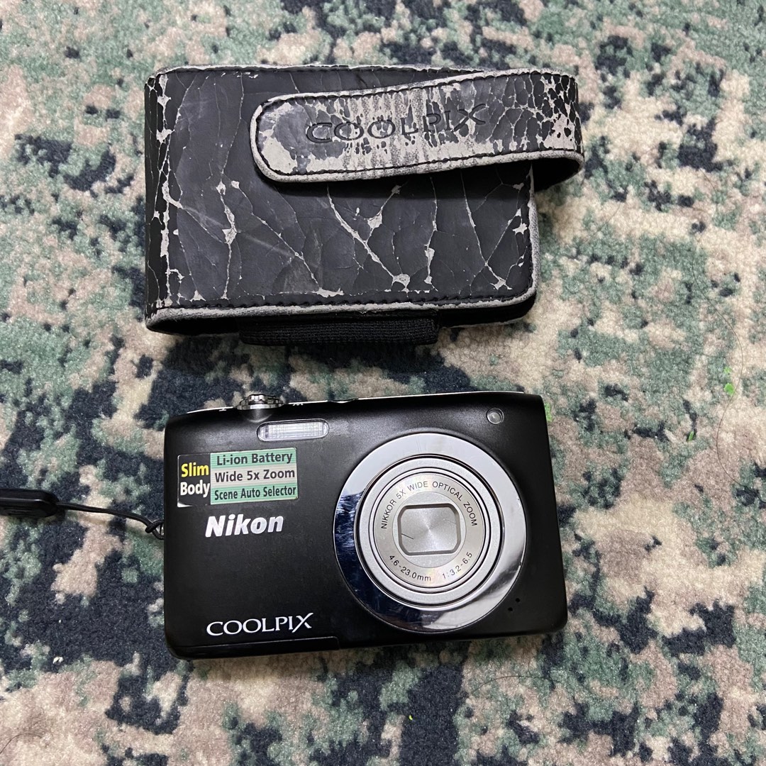 Nikon Coolpix Digital CCD Camera, Photography, Cameras on Carousell