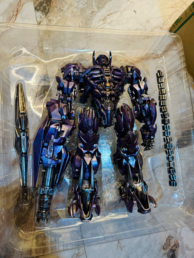 SHOCKWAVE ZS-01 OVERSIZED TRANSFORMERS, Hobbies & Toys, Toys & Games on ...