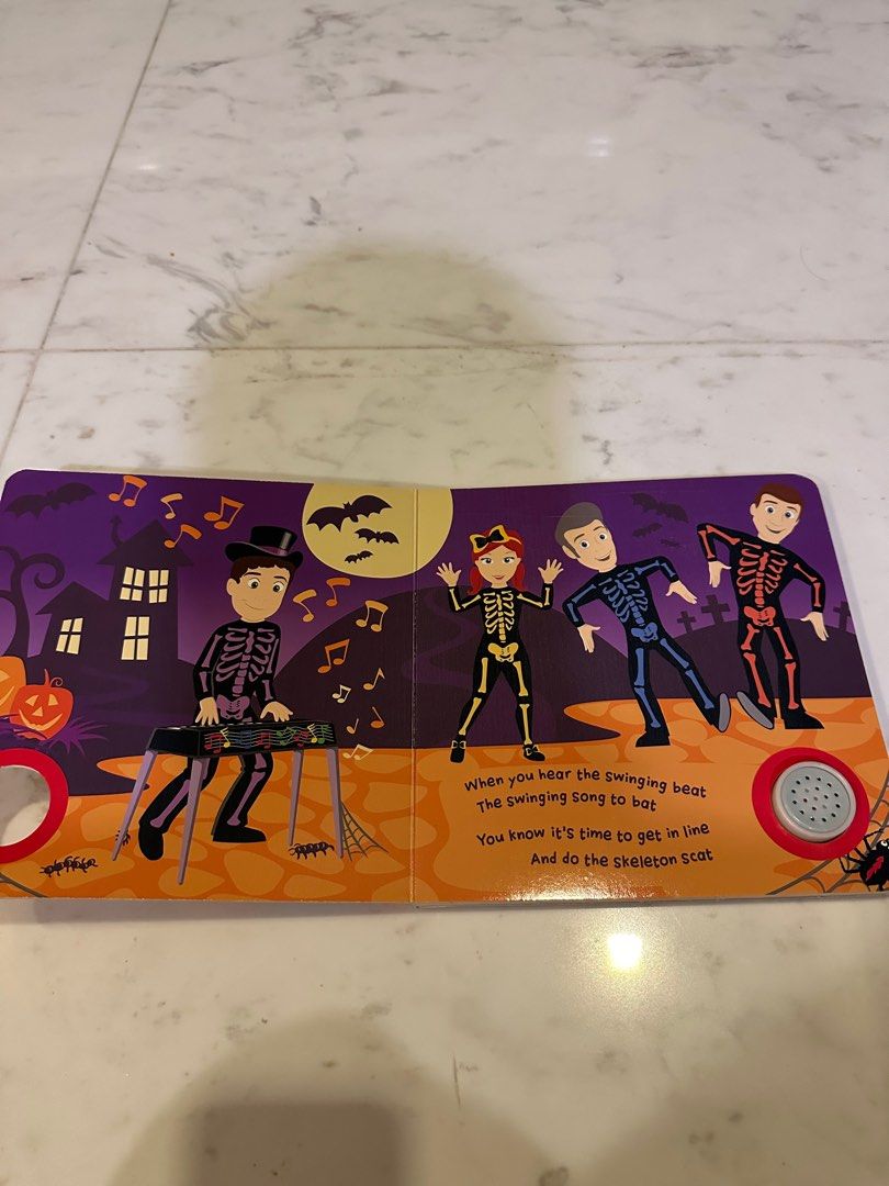 The Wiggles Do the Skeleton Scat Sound Book, Hobbies & Toys, Books ...