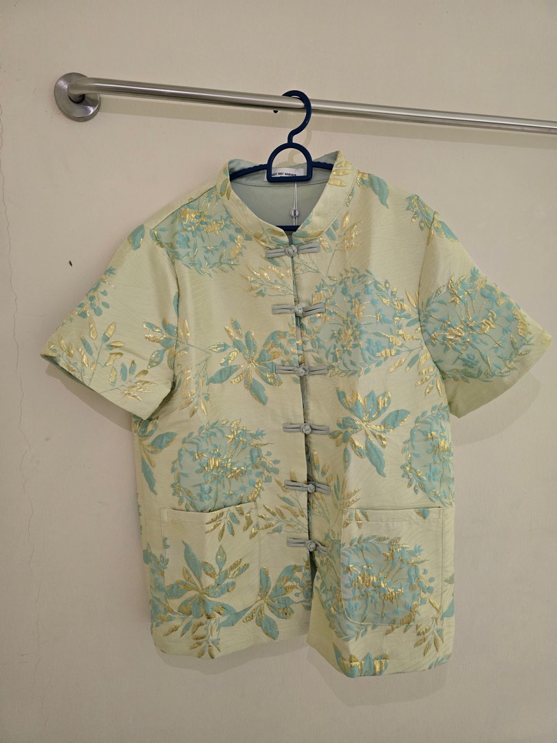 [Unisex] 2025 CNY top cloth with pocket, Women's Fashion, Tops, Other ...