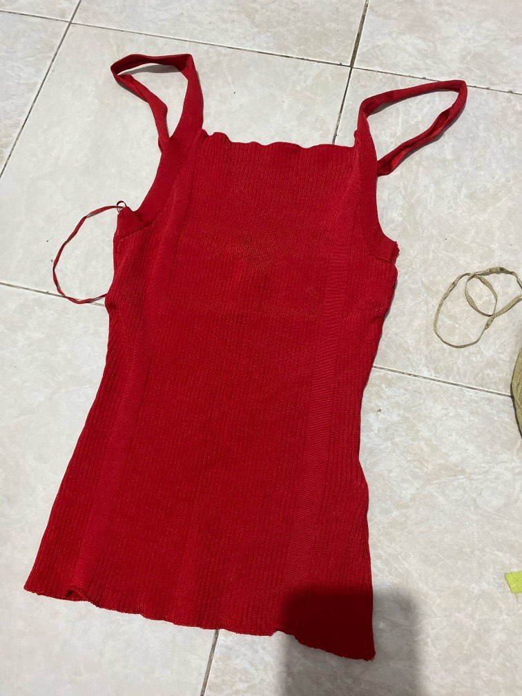 Zara Red Top, Women's Fashion, Tops, Sleeveless on Carousell