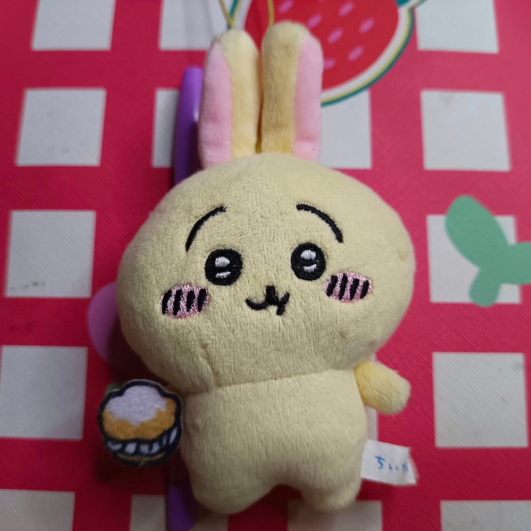 CHIIKAWA x Gachagasha - Usagi (Cream Puff) Nuigurumi BIG Series 10cm ...