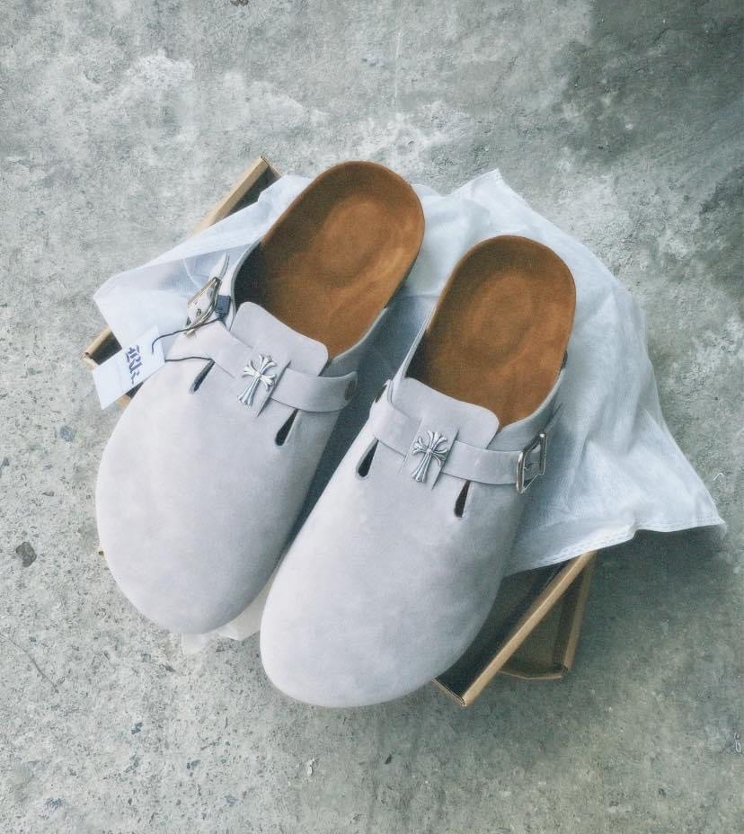 chrome hearts clogs, Men's Fashion, Footwear, Slippers & Slides on ...