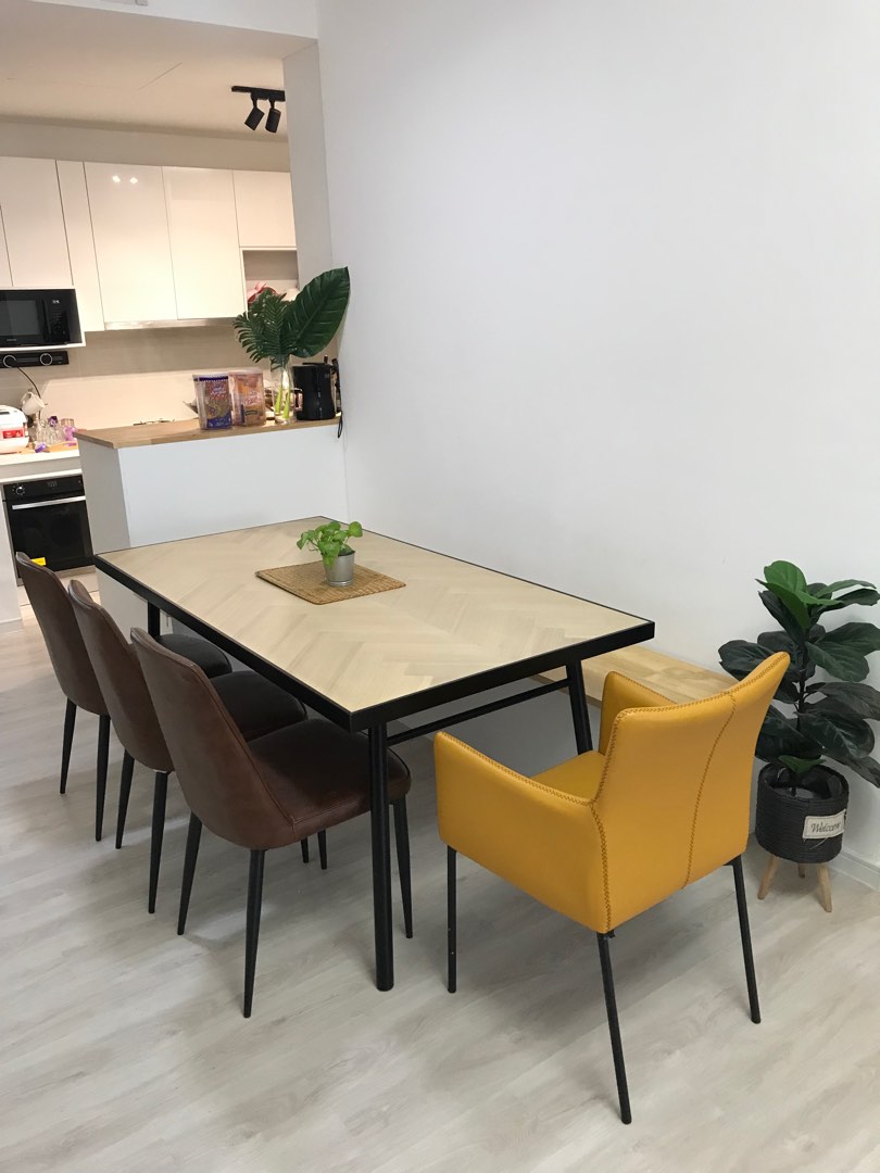 SSF Dining table murah. 6 seaters. KL area (exclude chair), Furniture ...