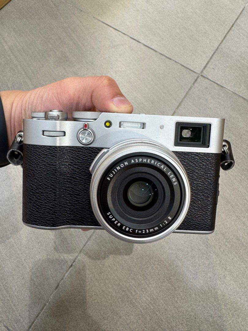 Fujifilm X100V Camera [shutter count 2k only] 98% like new x100v ...