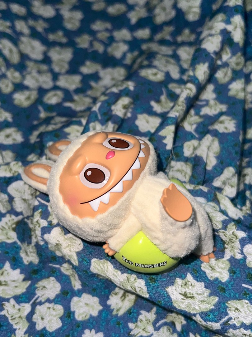 LABUBU YOGA LAY DOWN FIGURE POP MART ORIGINAL POPMART, Toys ...