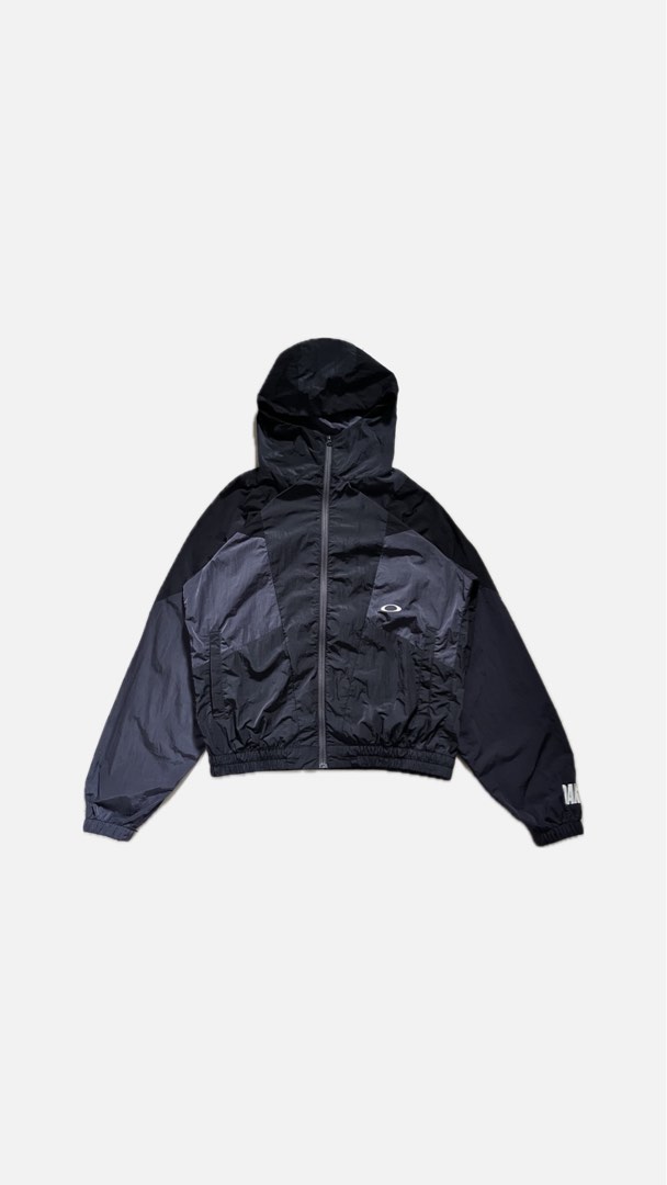 Oakley Ripstop Water Repellent Jacket (Gorpcore), Men's Fashion, Coats ...