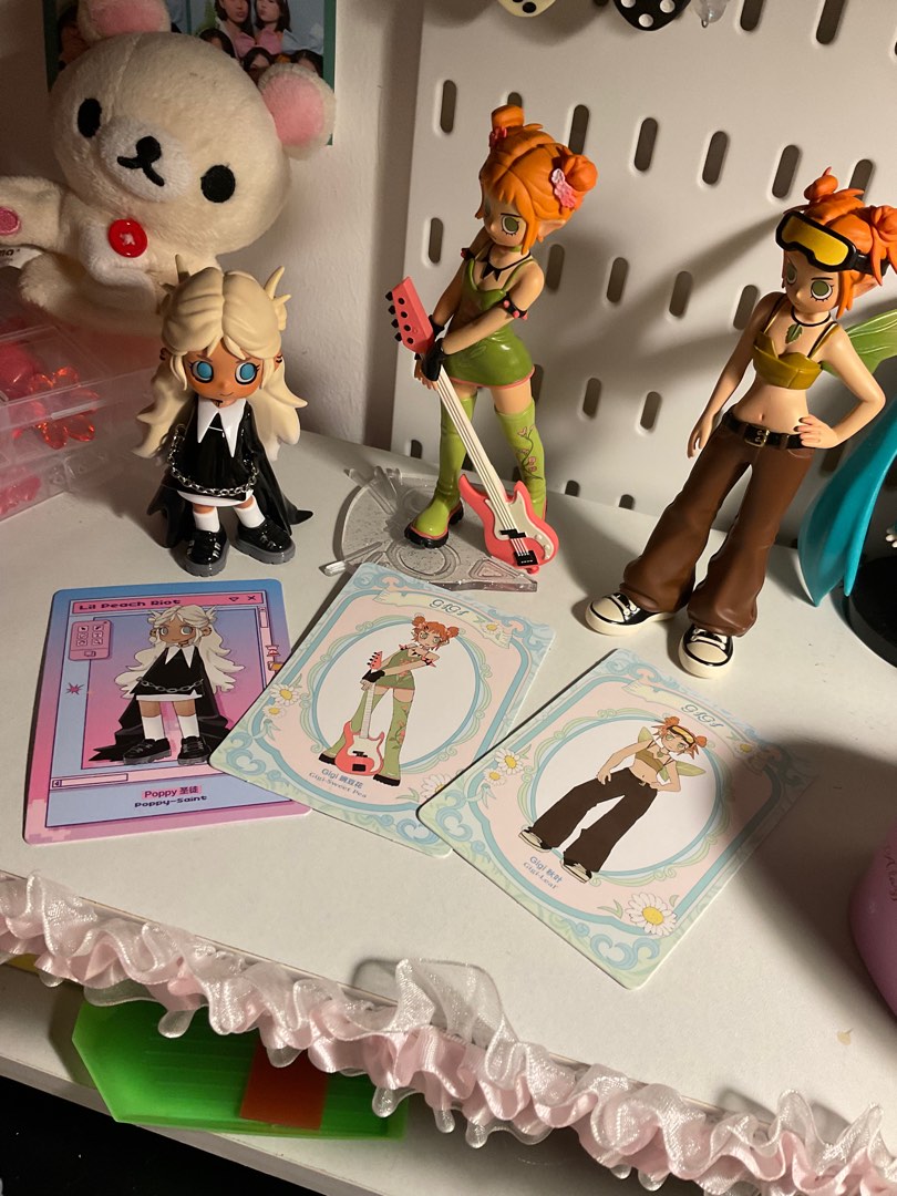 PEACH RIOT (lil peach riot loading + punk fairy) gigi poppy, Hobbies ...