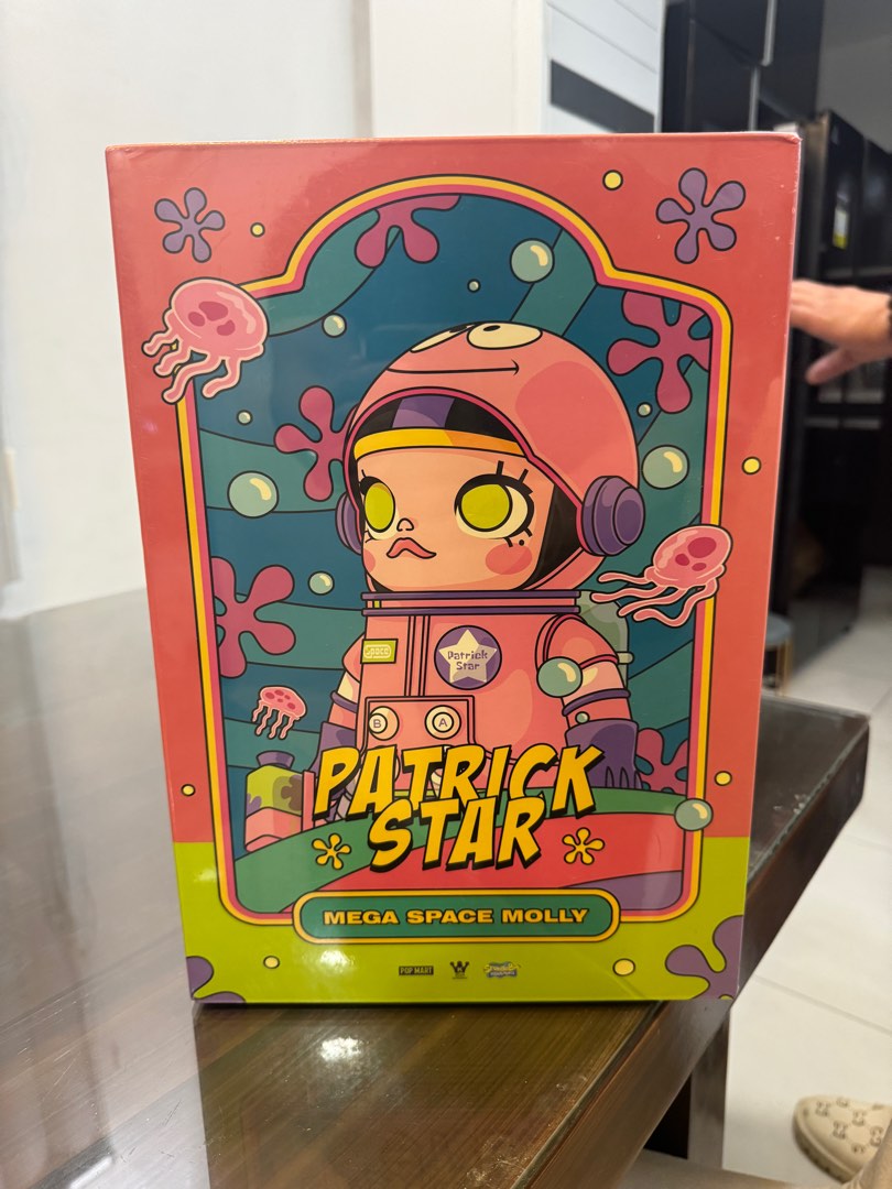 POPMART PATRICK MOLLY 400%, Hobbies & Toys, Toys & Games on Carousell