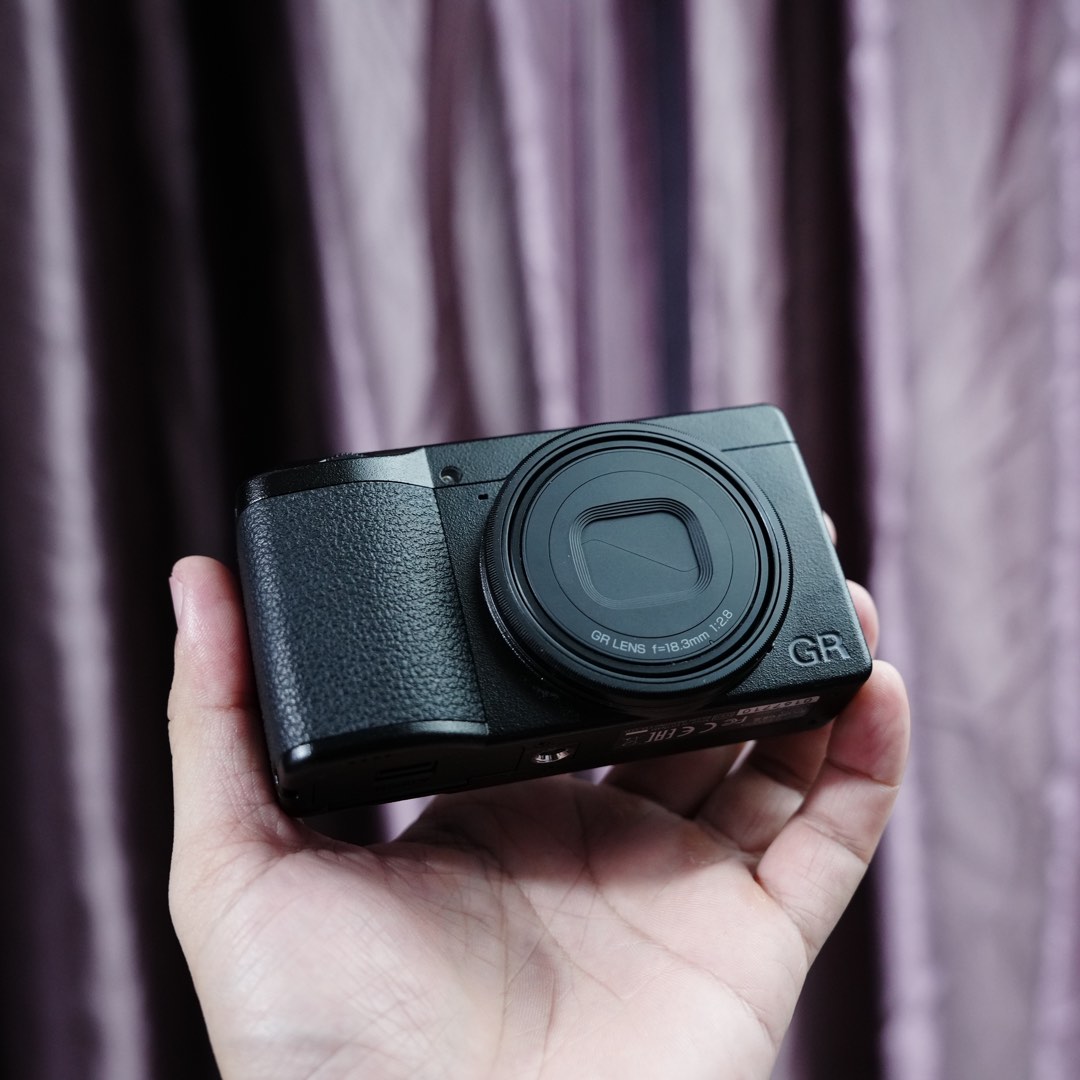 Ricoh GR III / GR3 Digital Compact Camera (SC1.6K), Photography ...