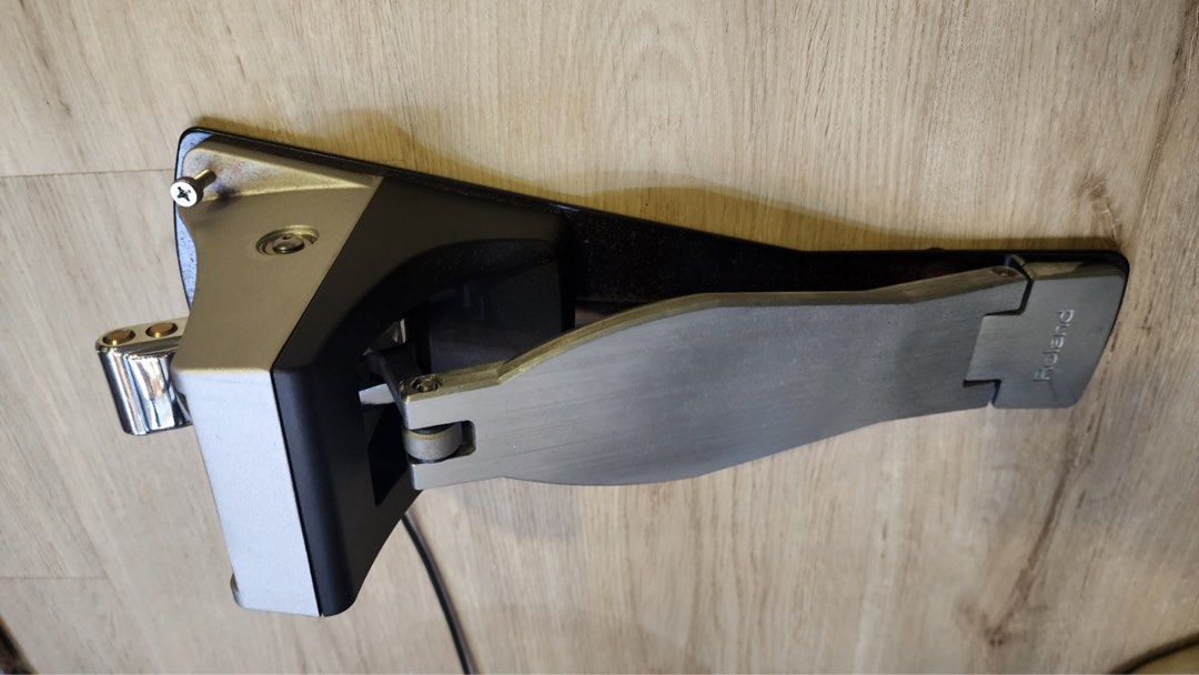 Roland KT-10 LOW NOISE KICK TRIGGER PEDAL, Hobbies & Toys, Music ...